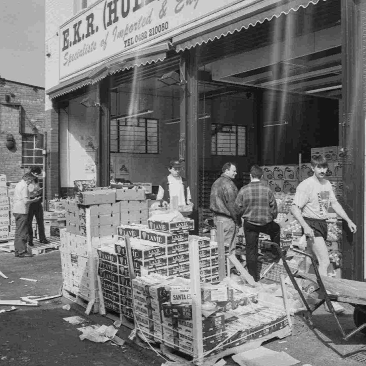 Hull's Fruit Market, Humber Street in the nineties by Paul Hurst ...